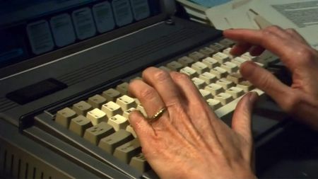 Computers in the Re-imagined Series - Battlestar Wiki